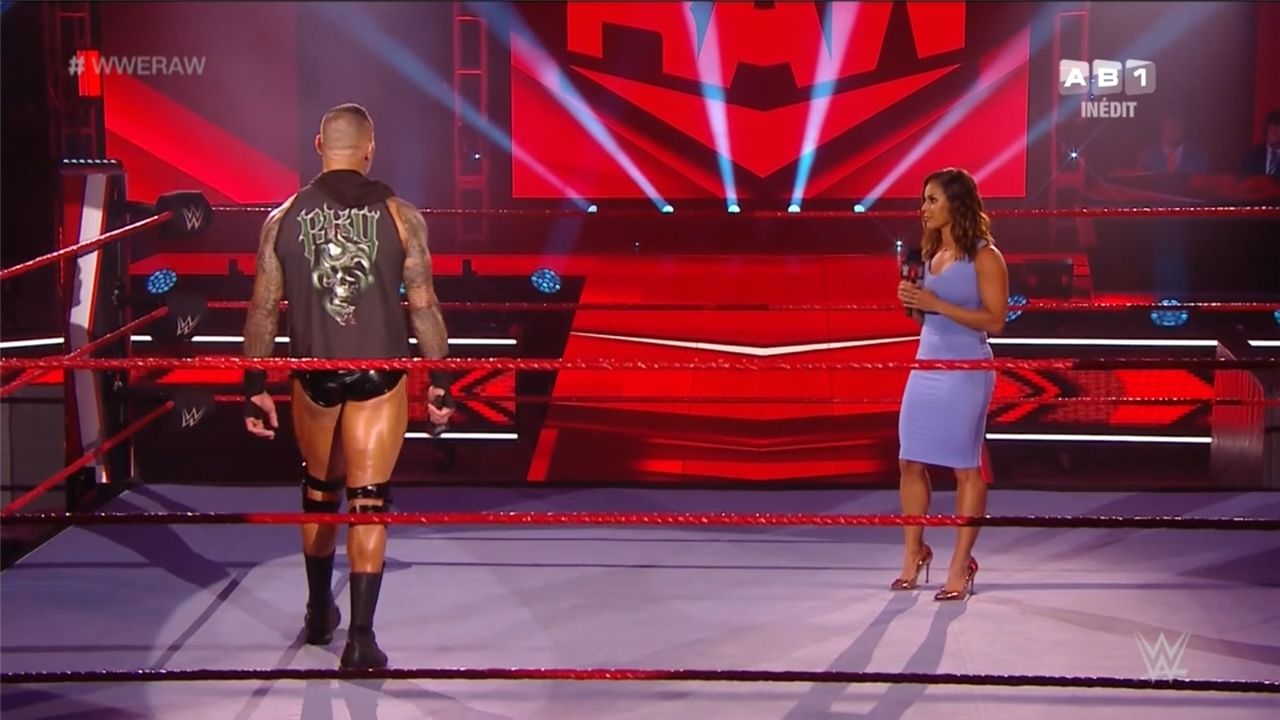 Charly Caruso WWE Raw AB1 le 20.05.2020 - Les Caps de TomA