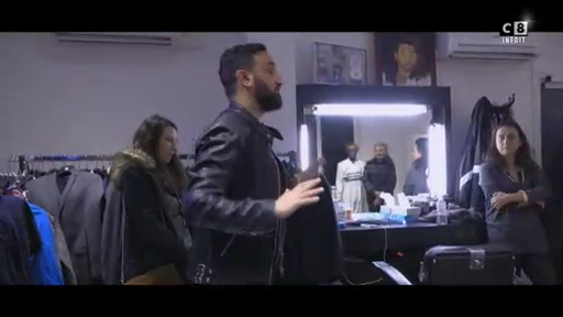 À quoi ressemble un débrief de Cyril Hanouna avec ses équipes après ... À quoi ressemble un débrief de Cyril Hanouna avec ses équipes après ...