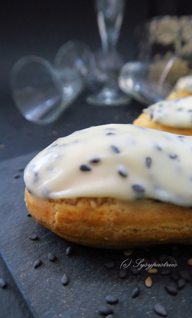 Eclair sésame noir - Sysypastries