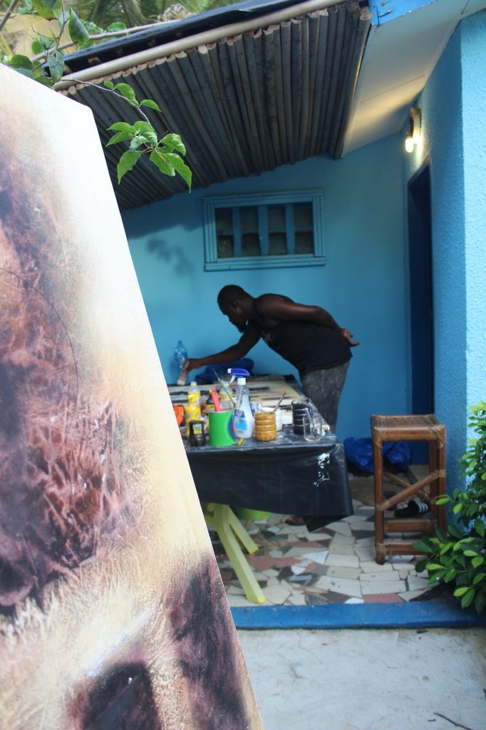 Artiste du FARA2 - Elvis Bazongo Tampâa, artiste-peintre sculpteur du ...