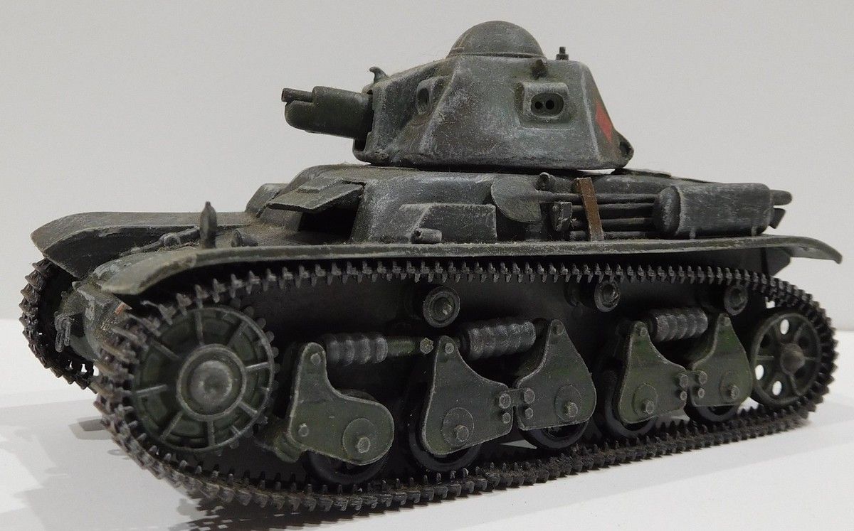 FRANCE/ Renault R35 - MAQUETTES, MES BLINDES AU 1/35 MAQUETTES