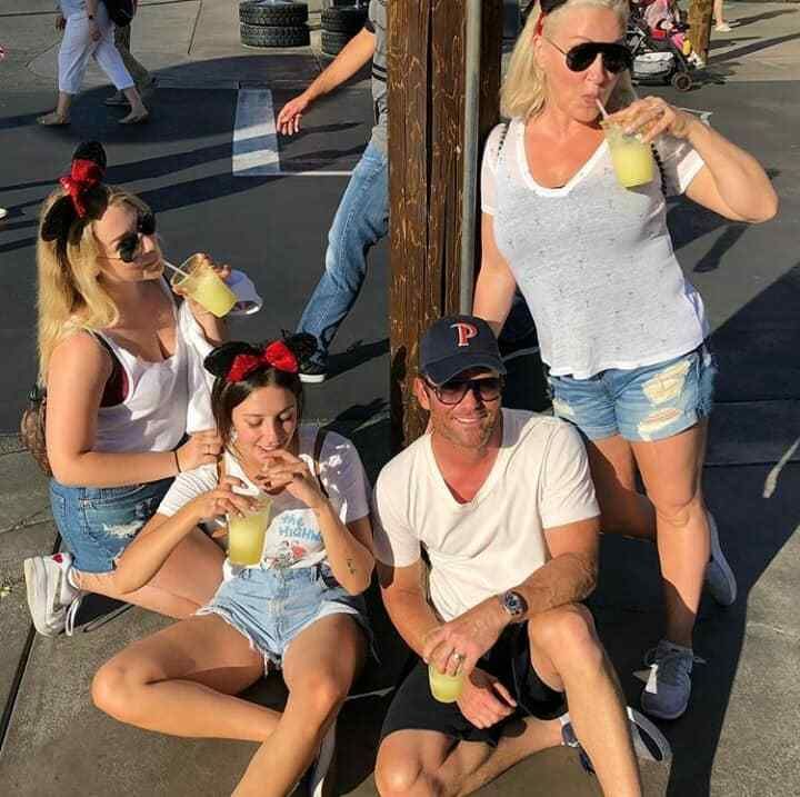 Trop mignonne cette famille ! - Yannickbissonfamily