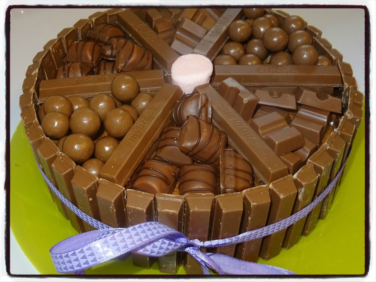 Gâteau kitkat kinder - Recettes faciles - Les gâteaux de Stéph