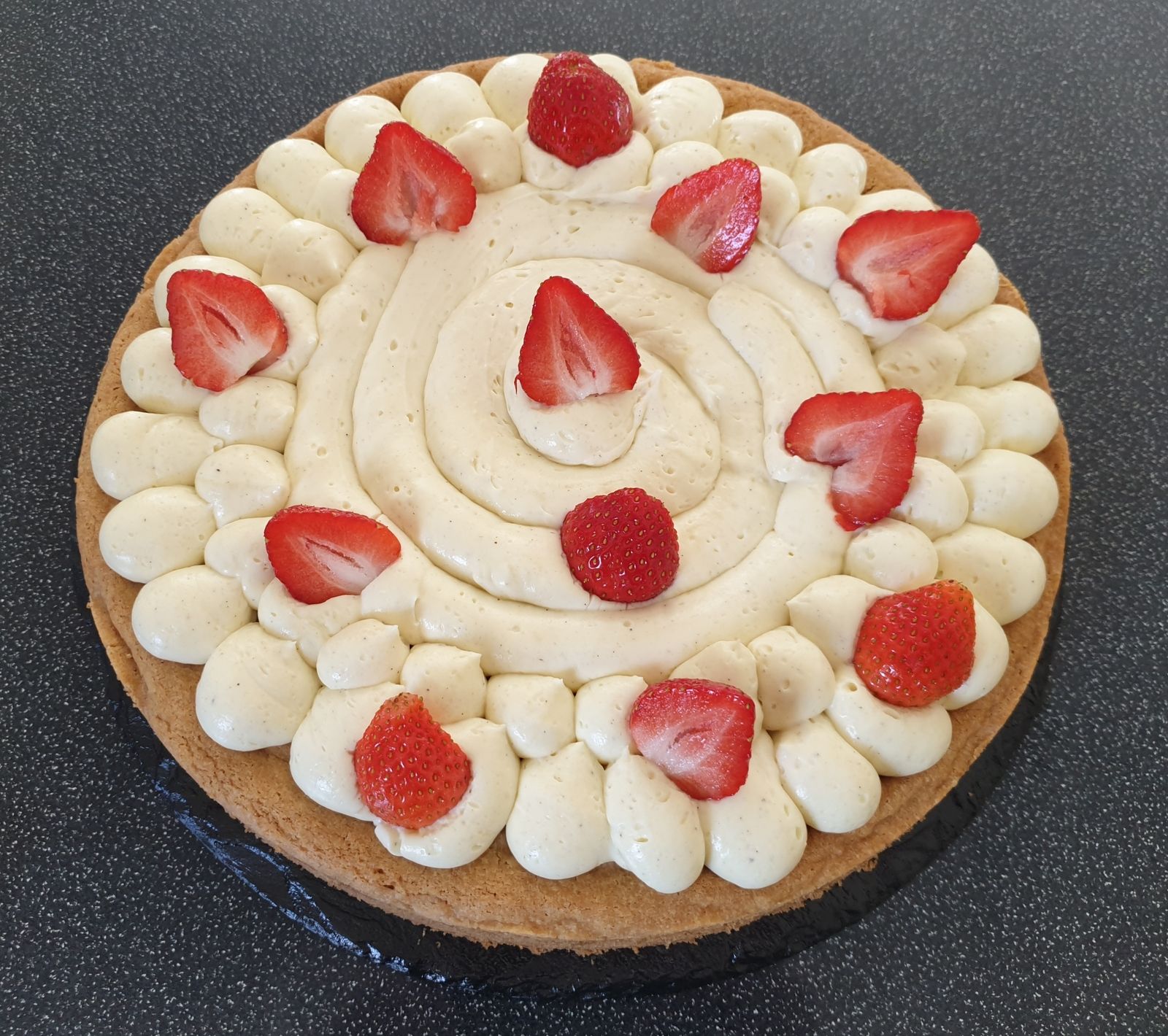 Tarte aux fruits rouges sur sablé breton - Ramène ta fraise