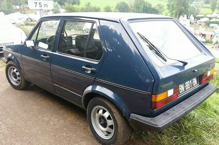 VOLKSWAGEN GOLF 1 RABBIT - photo fiche technique auto