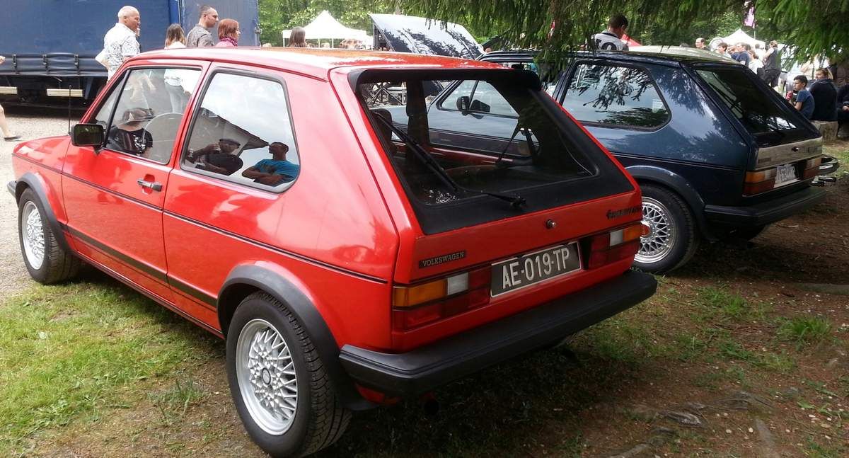 VOLKSWAGEN GOLF 1 RABBIT - photo fiche technique auto