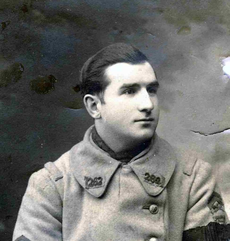 Parcours de poilus - La classe de 2nde2 du Lycée B. Pascal de Libreville retrace des parcours de ...