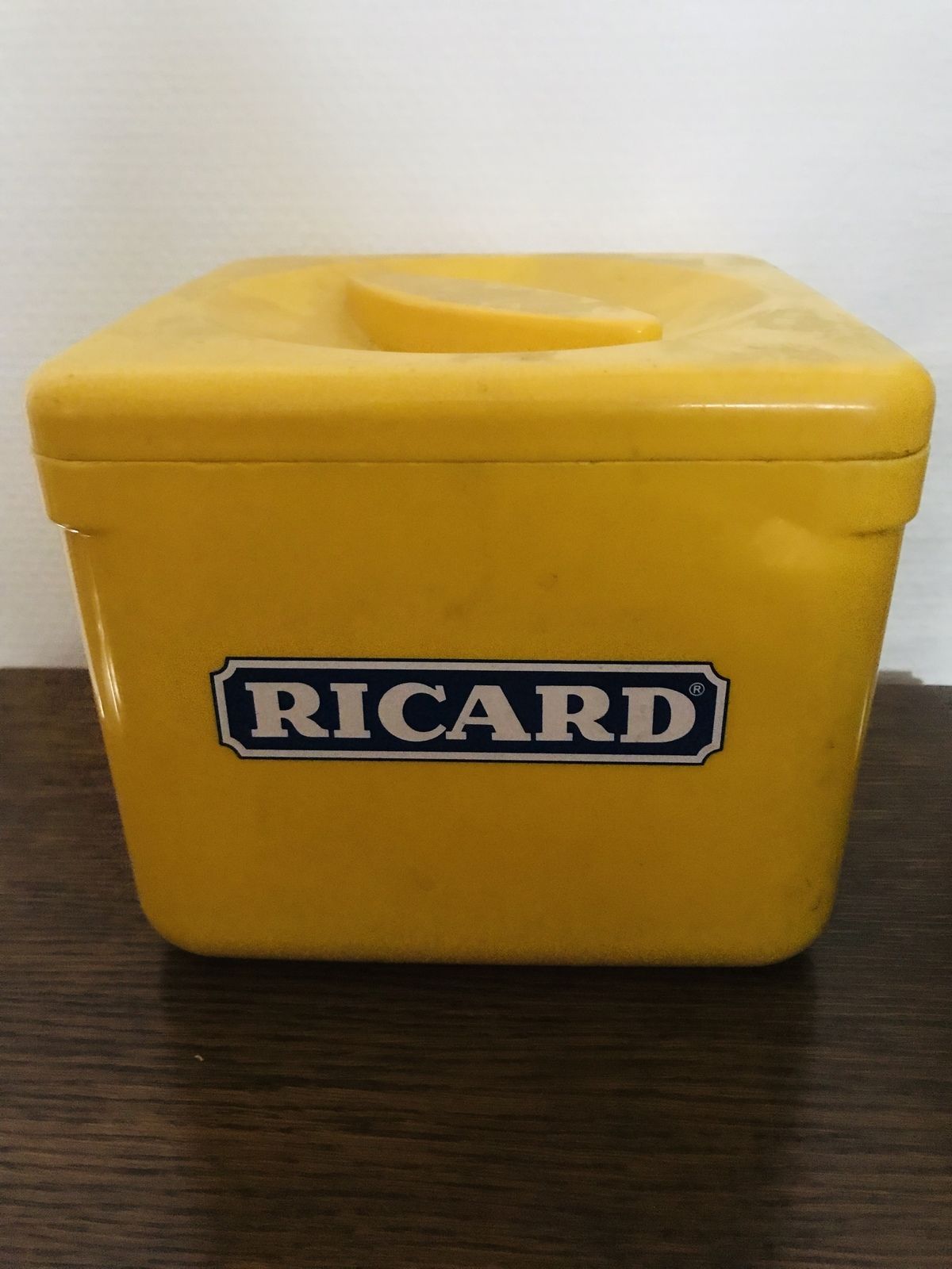 Bac à glacon carré jaune Ricard - Simon Ricard