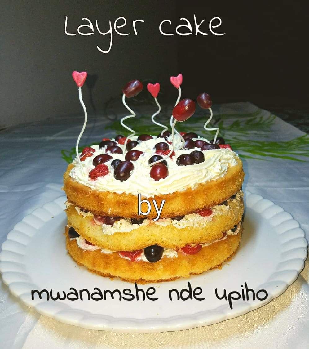 Layer cake aux fruits rouges - mwanamshe upiho